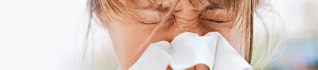 Waardoor ontstaat een verstopte neus? | Service Apotheek